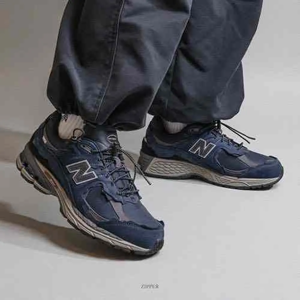 Stylish New Balance M2002rdo Shoes For Men (BME200) | Buy at Best Price ...